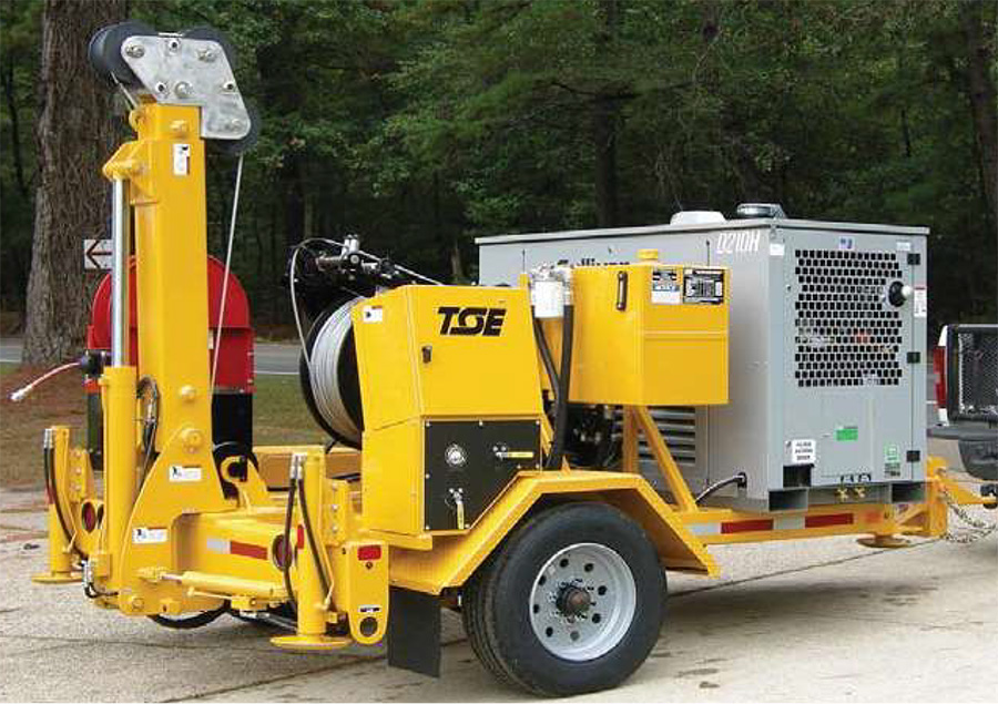 UP85BDTA – Badger Underground Puller with Telescopic JIB